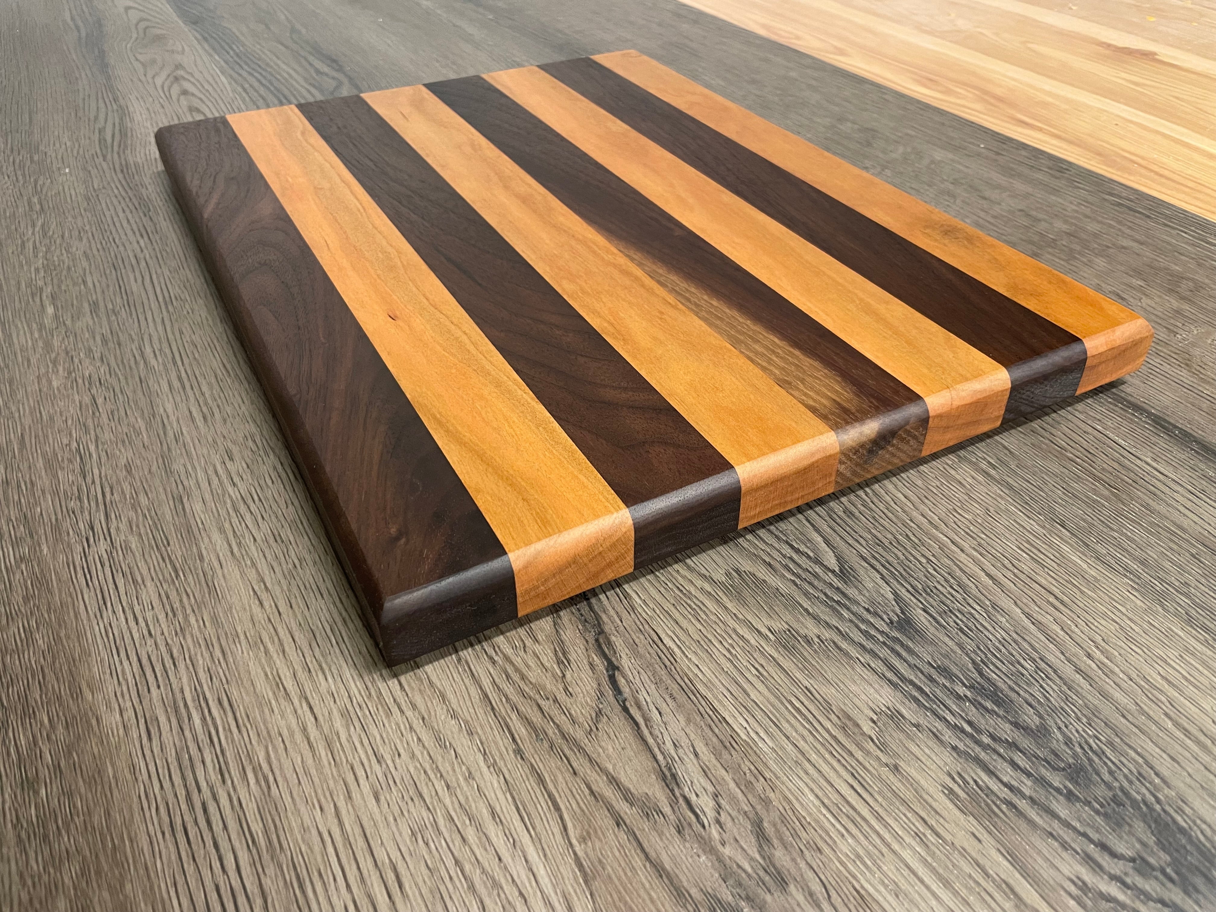 Walnut & Cherry Cutting Board – Swan Creek Woodshop